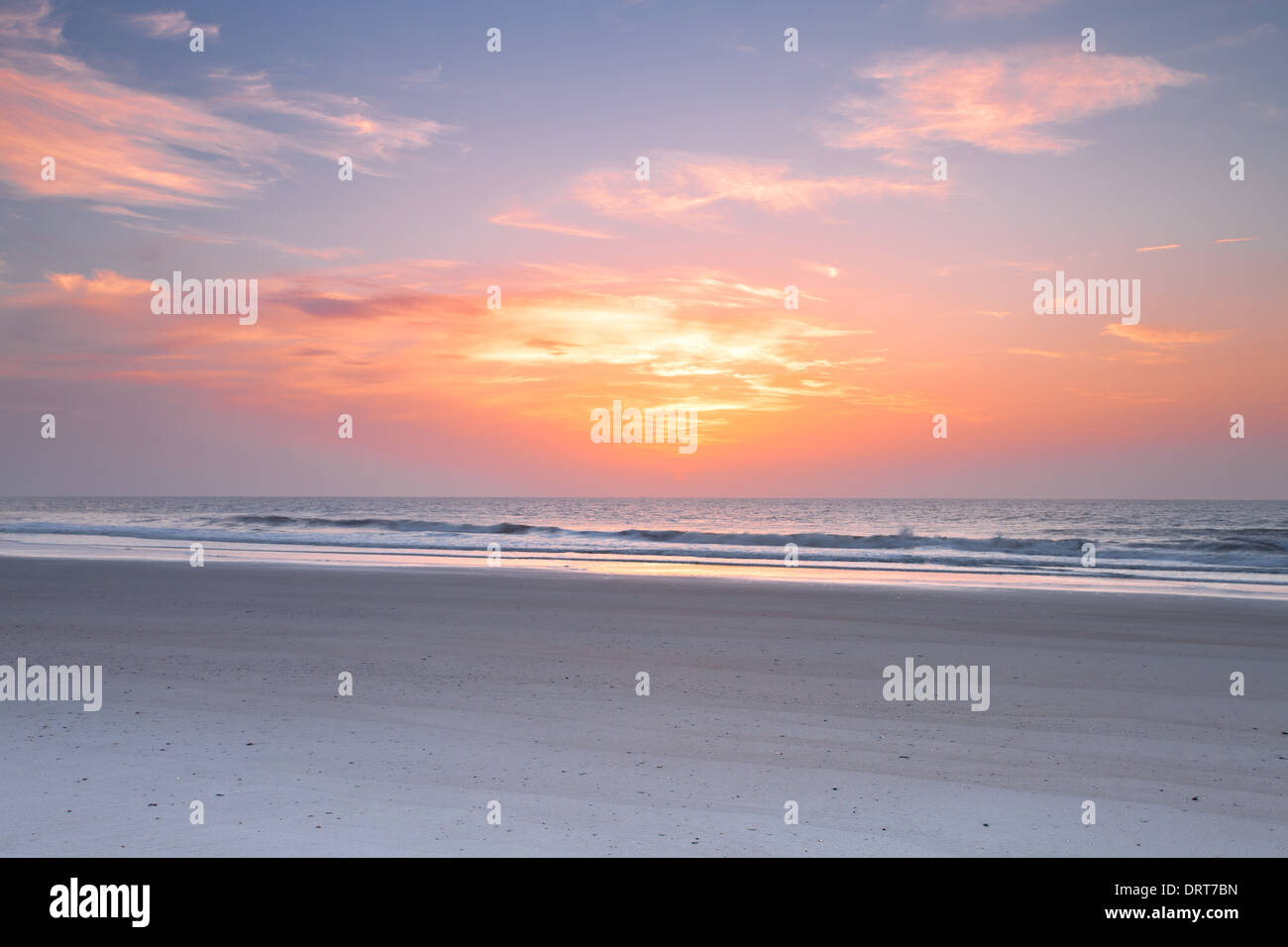 sunrise over atlantic ocean Stock Photo - Alamy