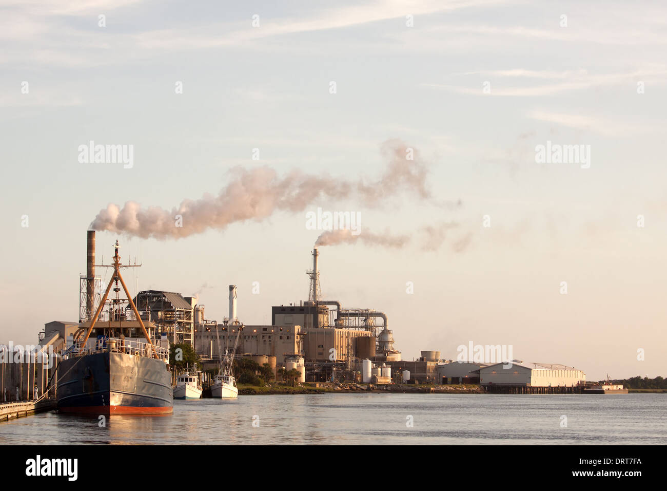 Petroleum chemical industry hi-res stock photography and images - Alamy