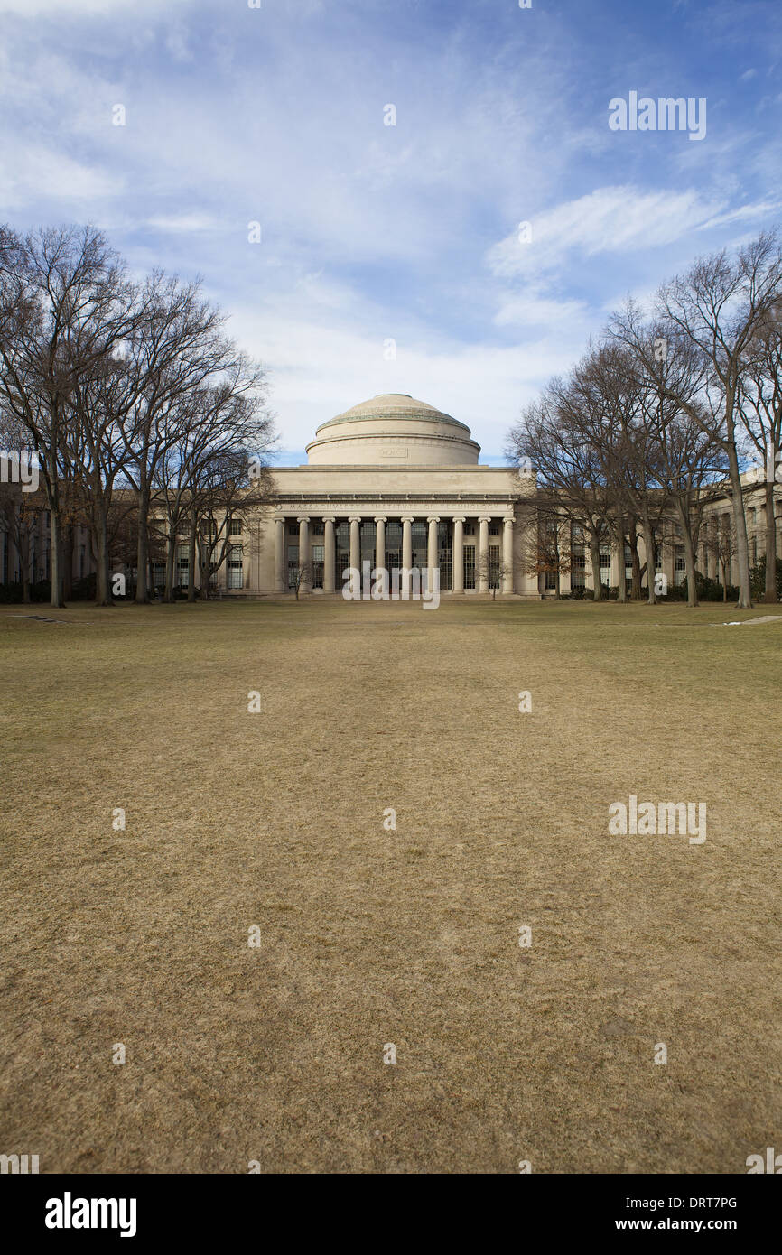 A Cold Winter Day with Clouds Behind The Great Dome at the MIT Campus ...