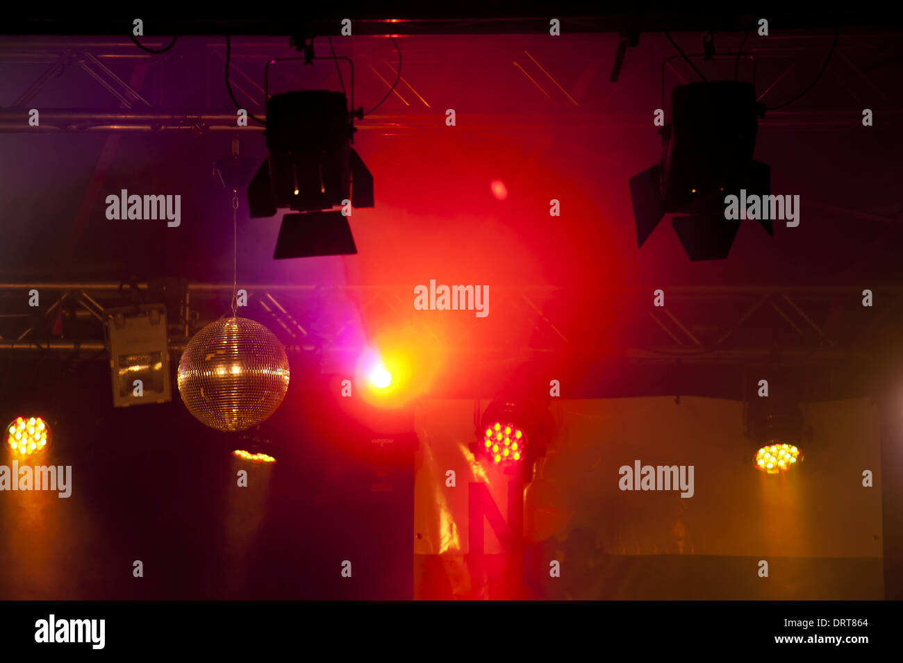 Disco Beleuchtung High Resolution Stock Photography and Images - Alamy