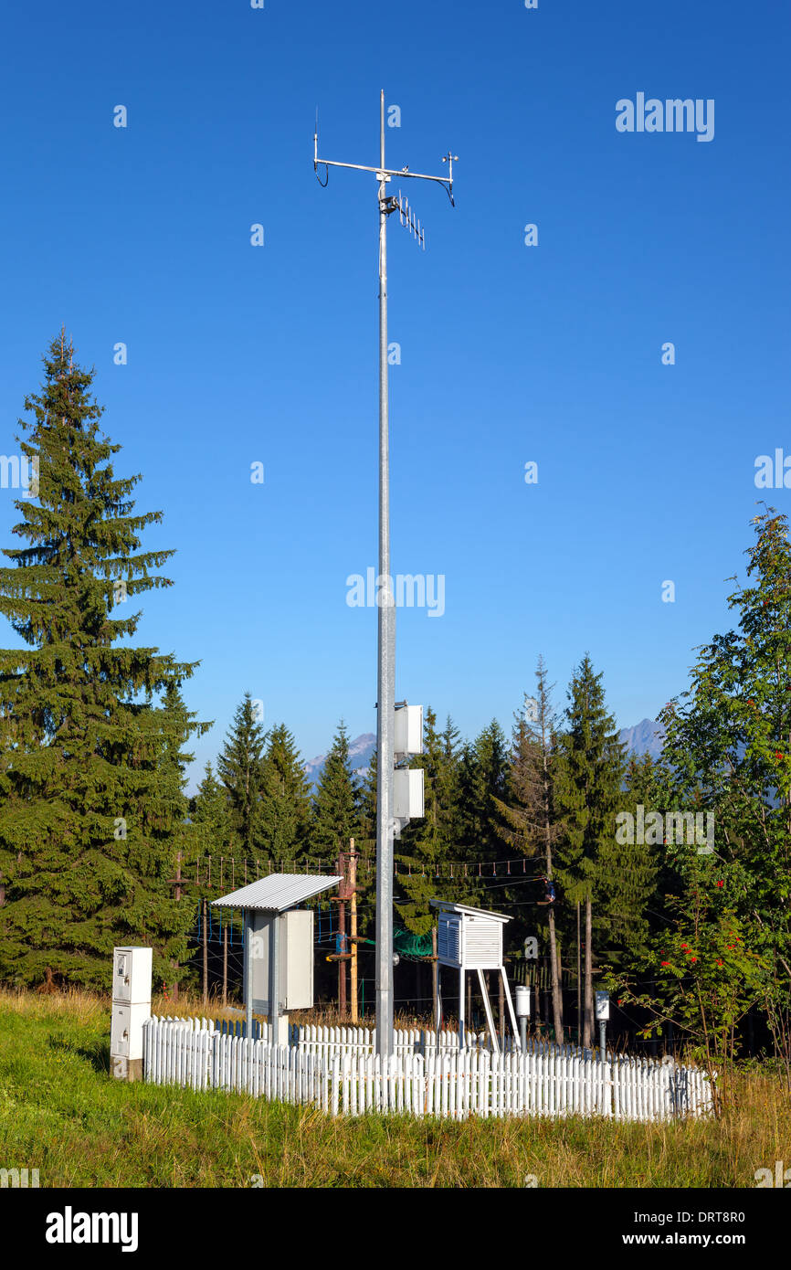 Container installation hi-res stock photography and images - Alamy