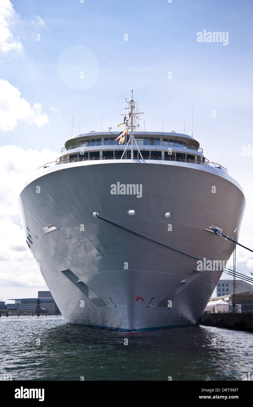 Mega cruiser hi-res stock photography and images - Alamy