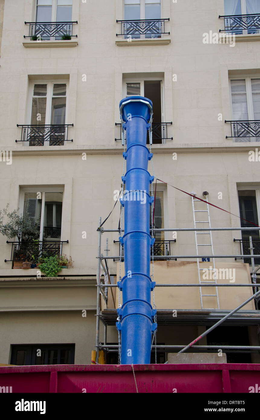 Scaffolding van hi-res stock photography and images - Alamy