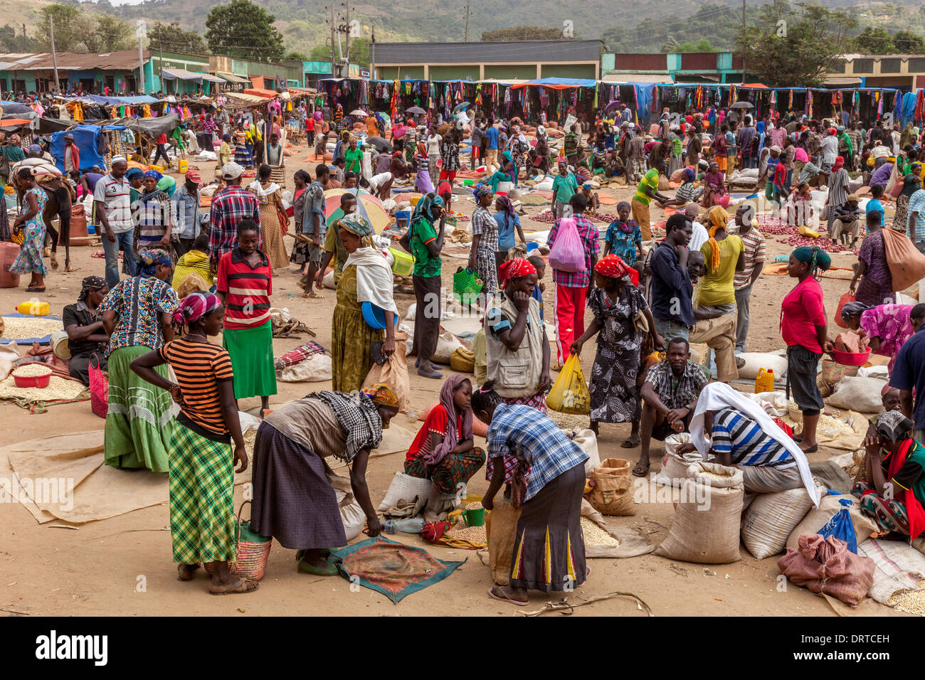 The Saturday Market At Jinka, Omo Valley, Ethiopia Stock Photo - Alamy