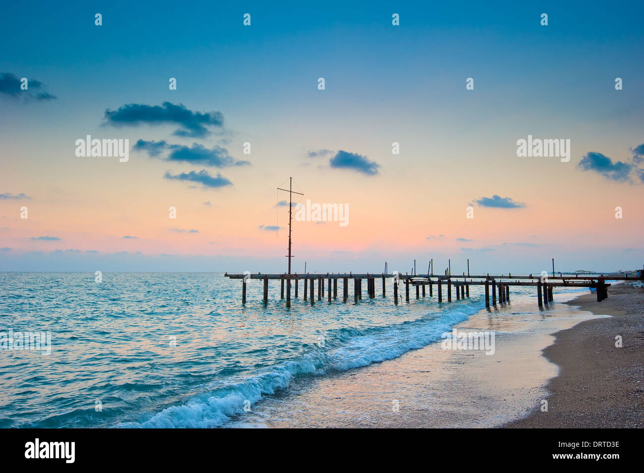 Dawn frame hi-res stock photography and images - Alamy