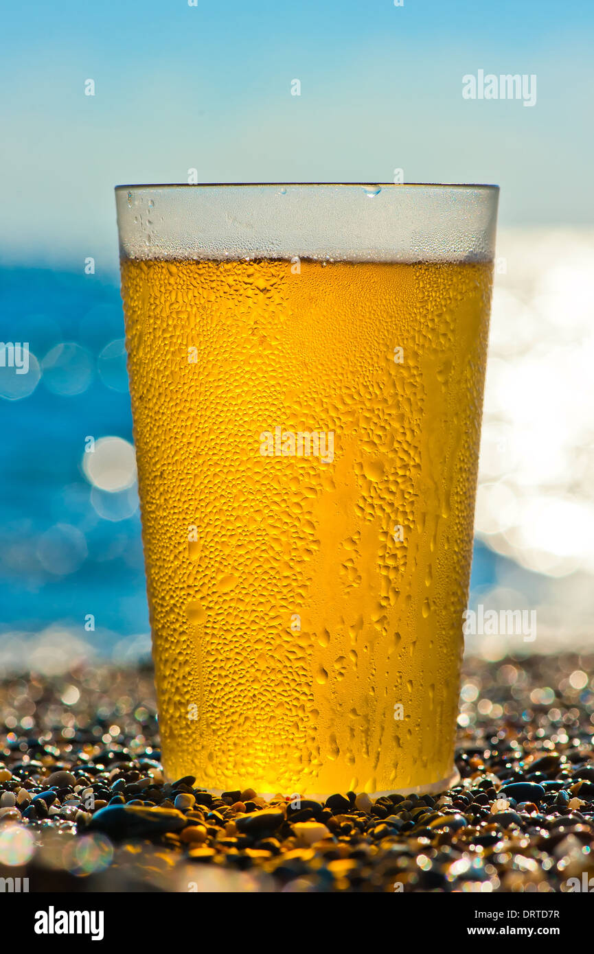 Water droplets beer hi-res stock photography and images - Alamy