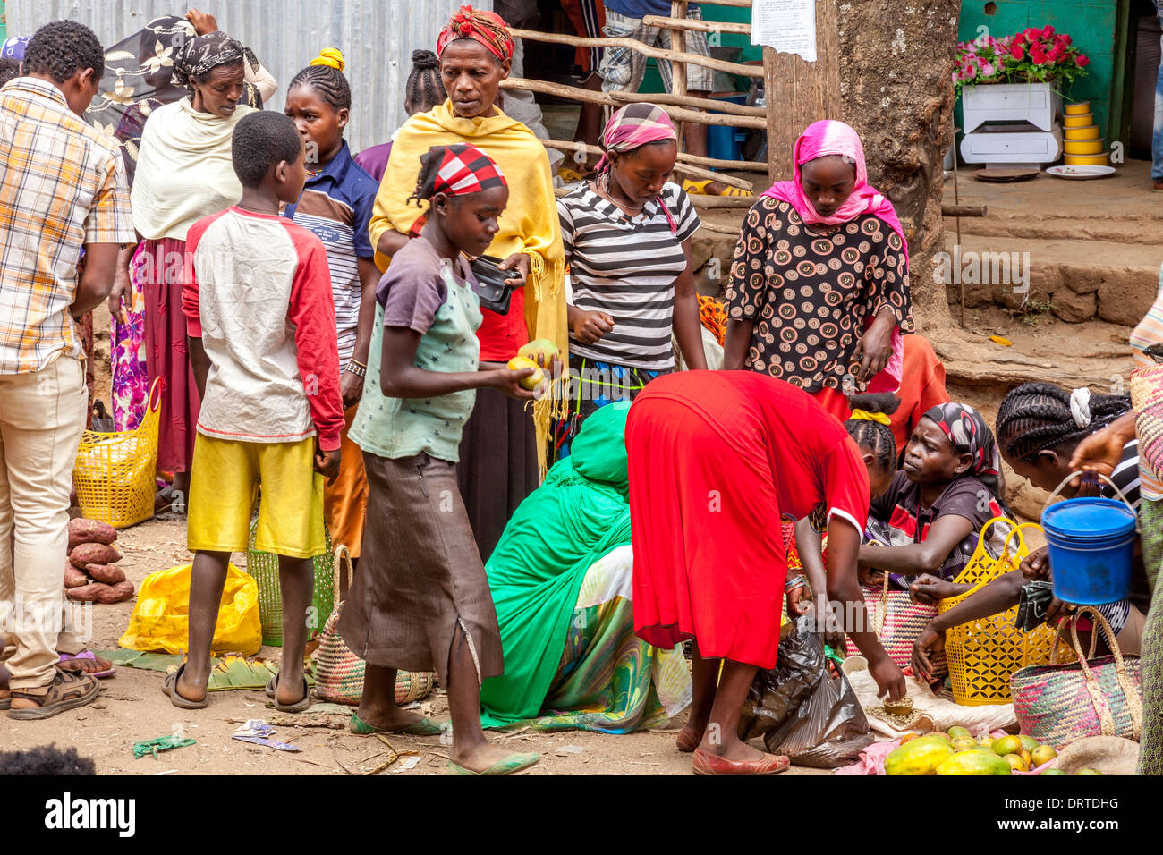 The Saturday Market At Jinka, Omo Valley, Ethiopia Stock Photo - Alamy