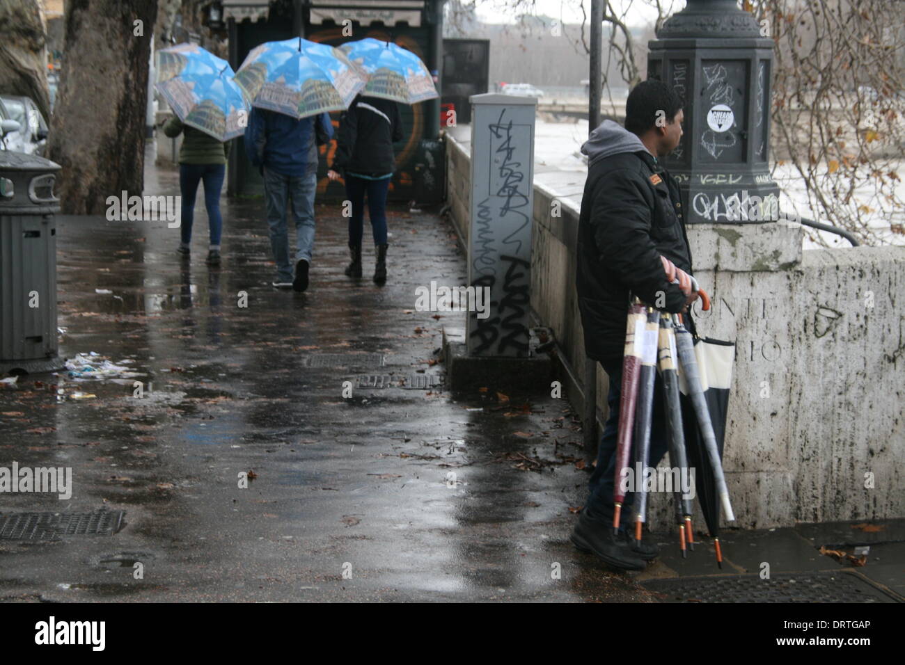 Rome, Italy. 1st Feb 2014 The Tiber in Rome reaching record levels ...