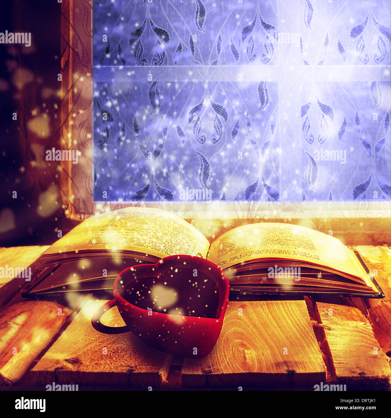 Magic book open fantasy hi-res stock photography and images - Alamy