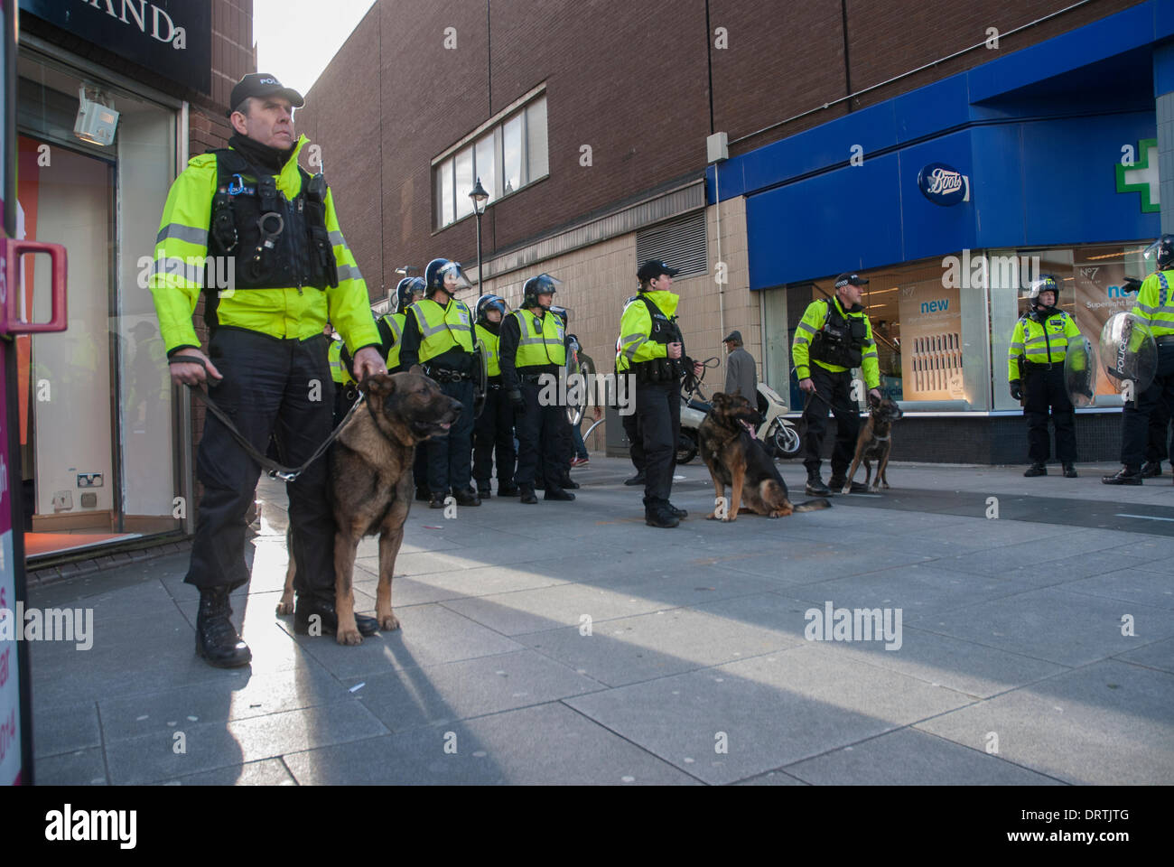 Slough berkshire street hi-res stock photography and images - Alamy