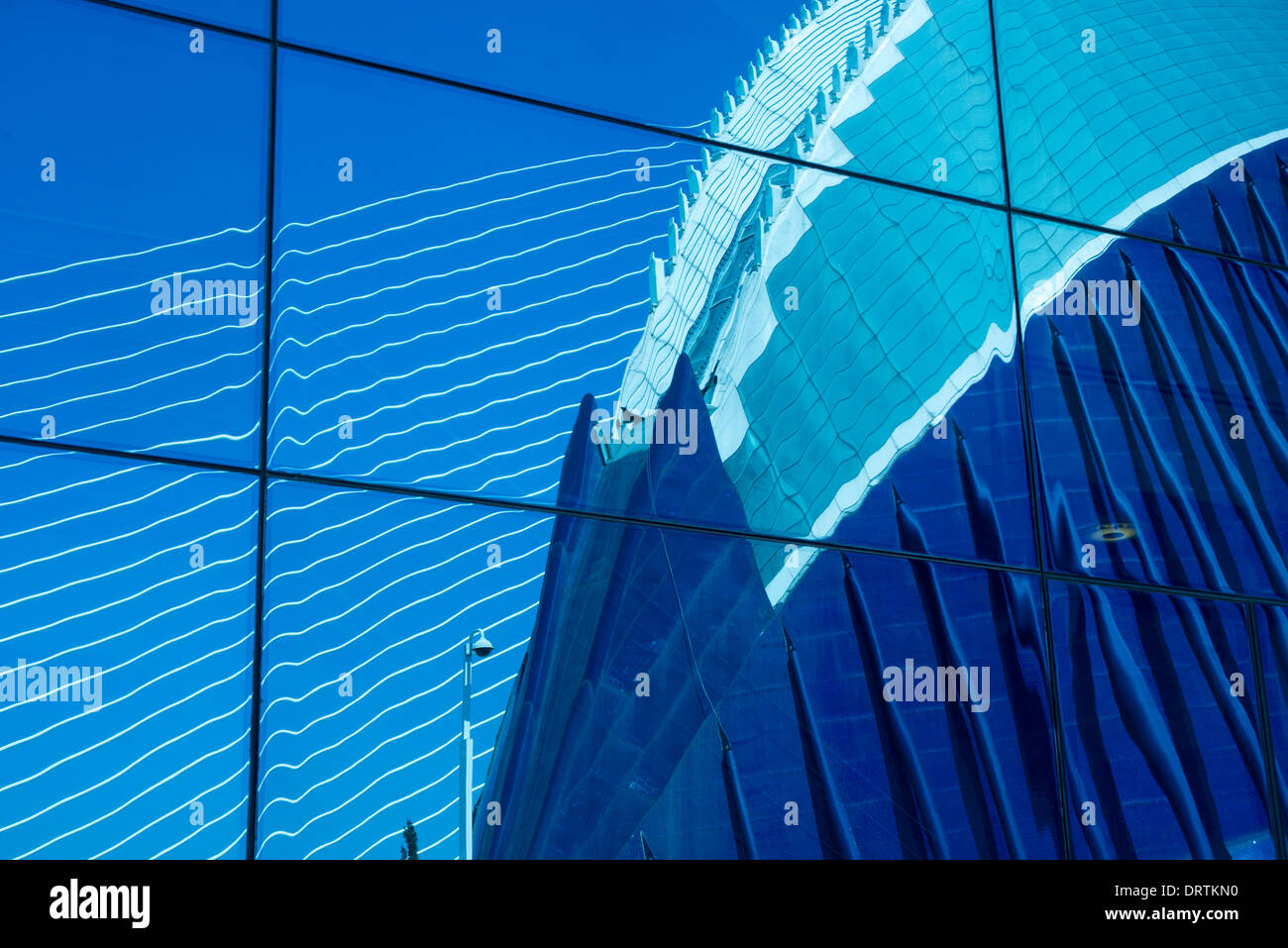 Agora Building Reflection on the wall of the Oceanographic, Valencia ...