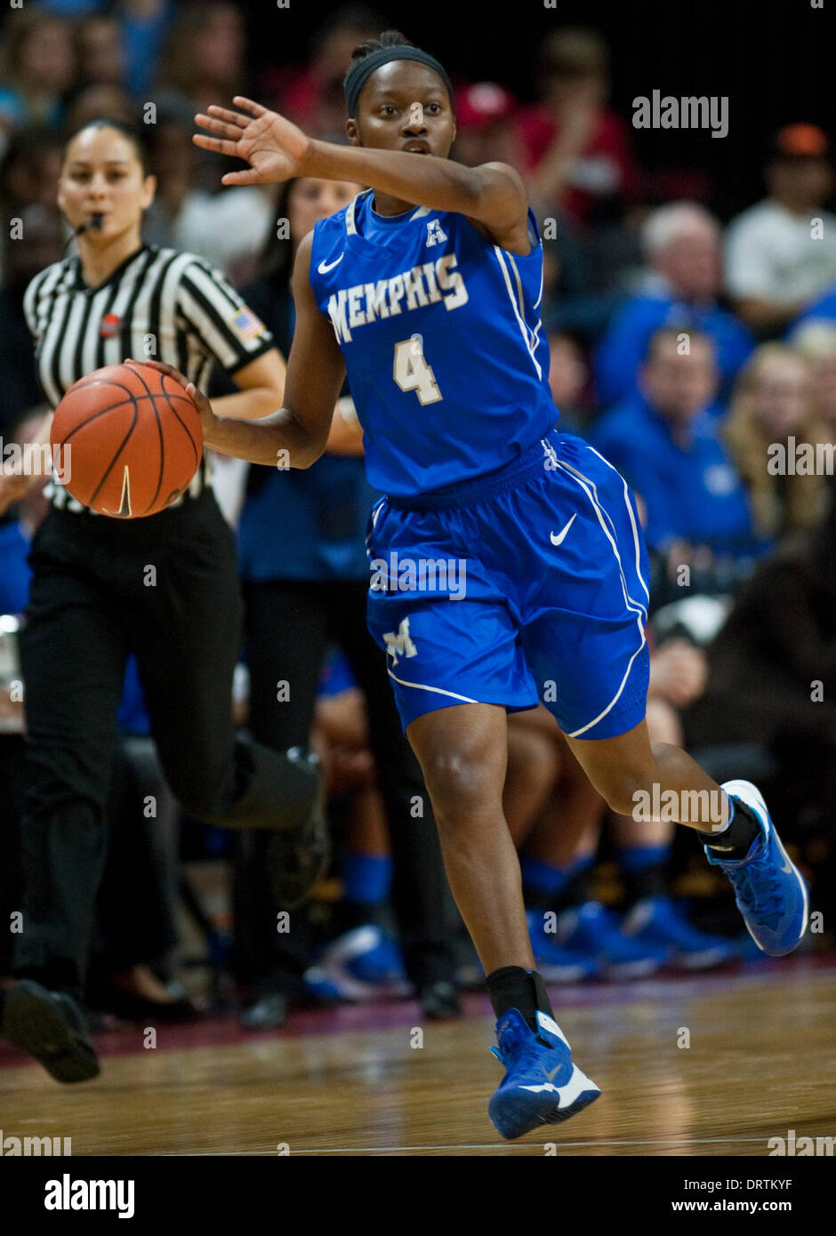 Piscataway, New Jersey, USA. 1st Feb, 2014. Memphis' guard Ariel Hearn ...