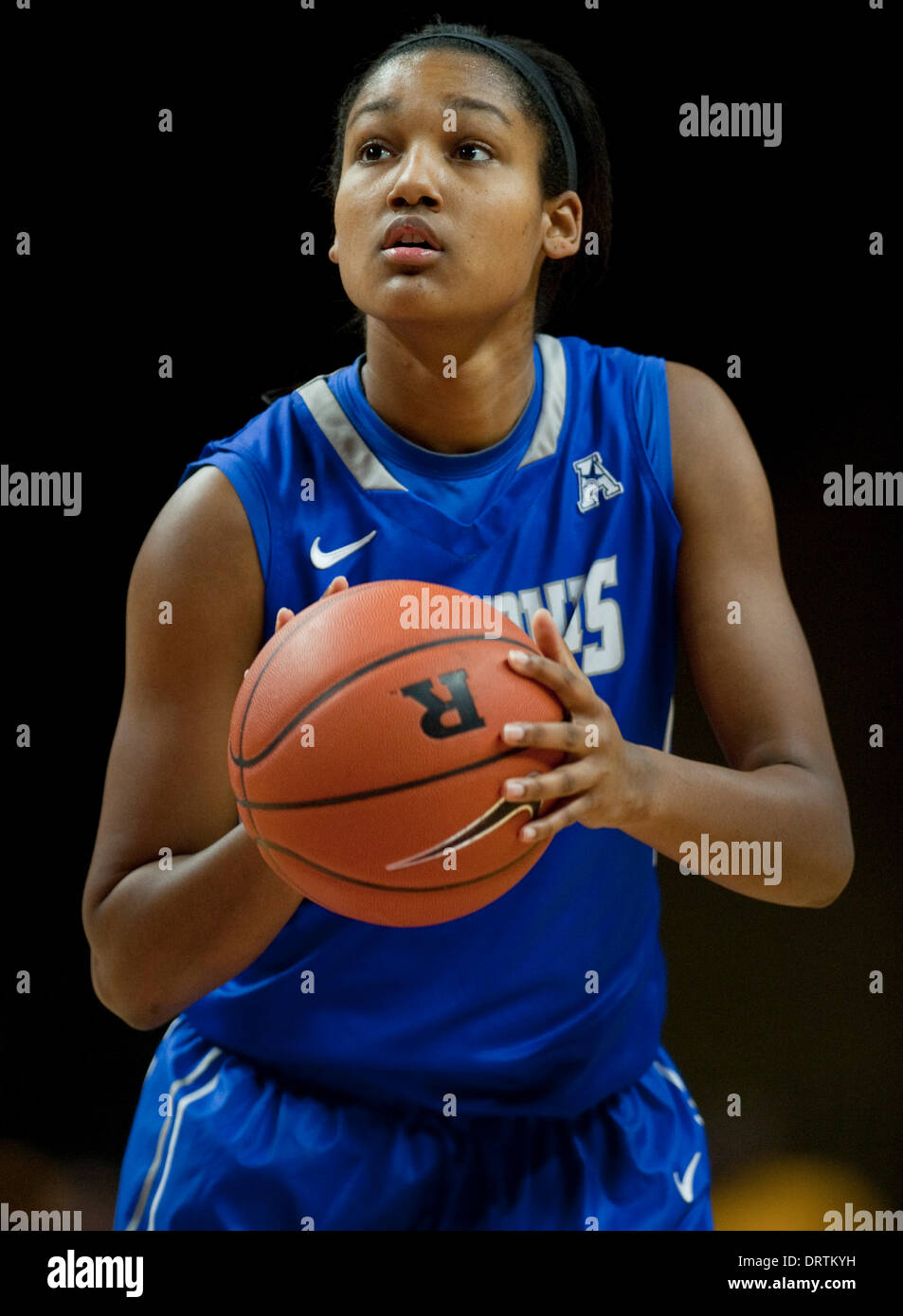 Piscataway, New Jersey, USA. 1st Feb, 2014. Memphis' guard Taylor ...
