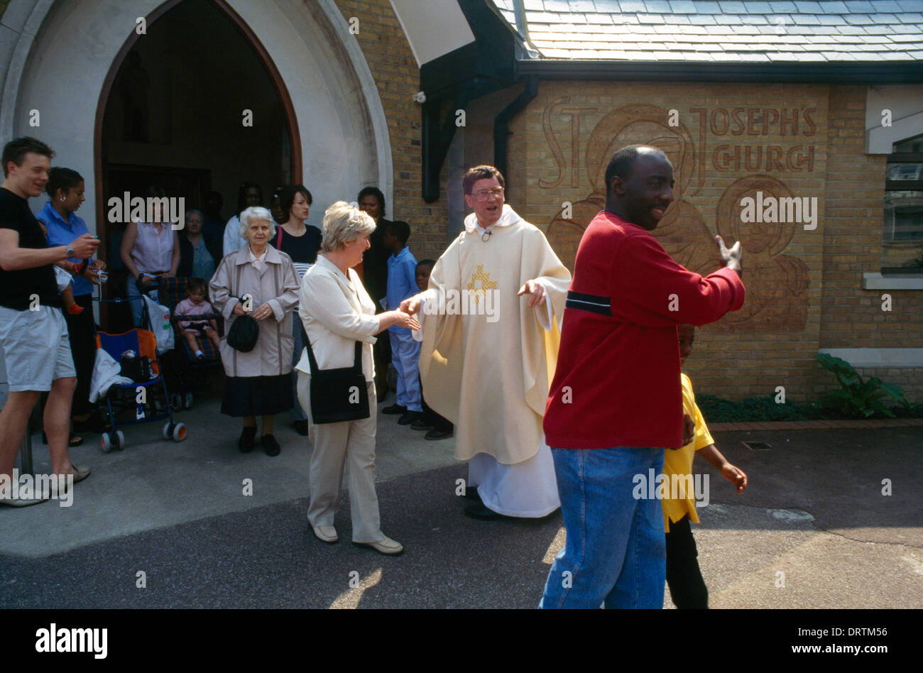 People leaving catholic church hi-res stock photography and images - Alamy