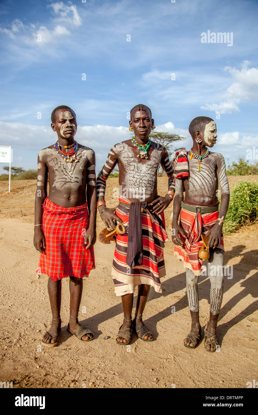 Omo valley boys hi-res stock photography and images - Alamy
