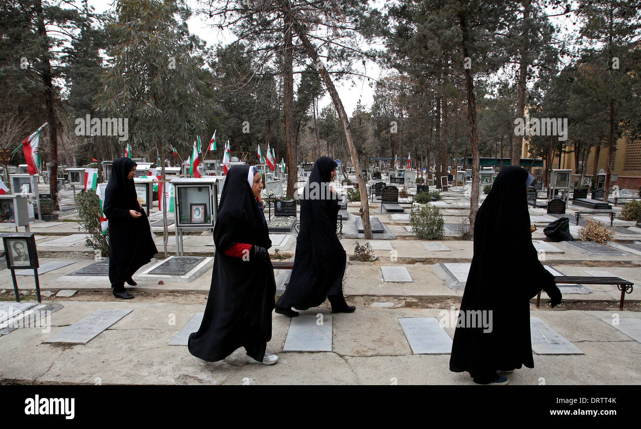 Iranian revolution 1979 women hi-res stock photography and images - Alamy
