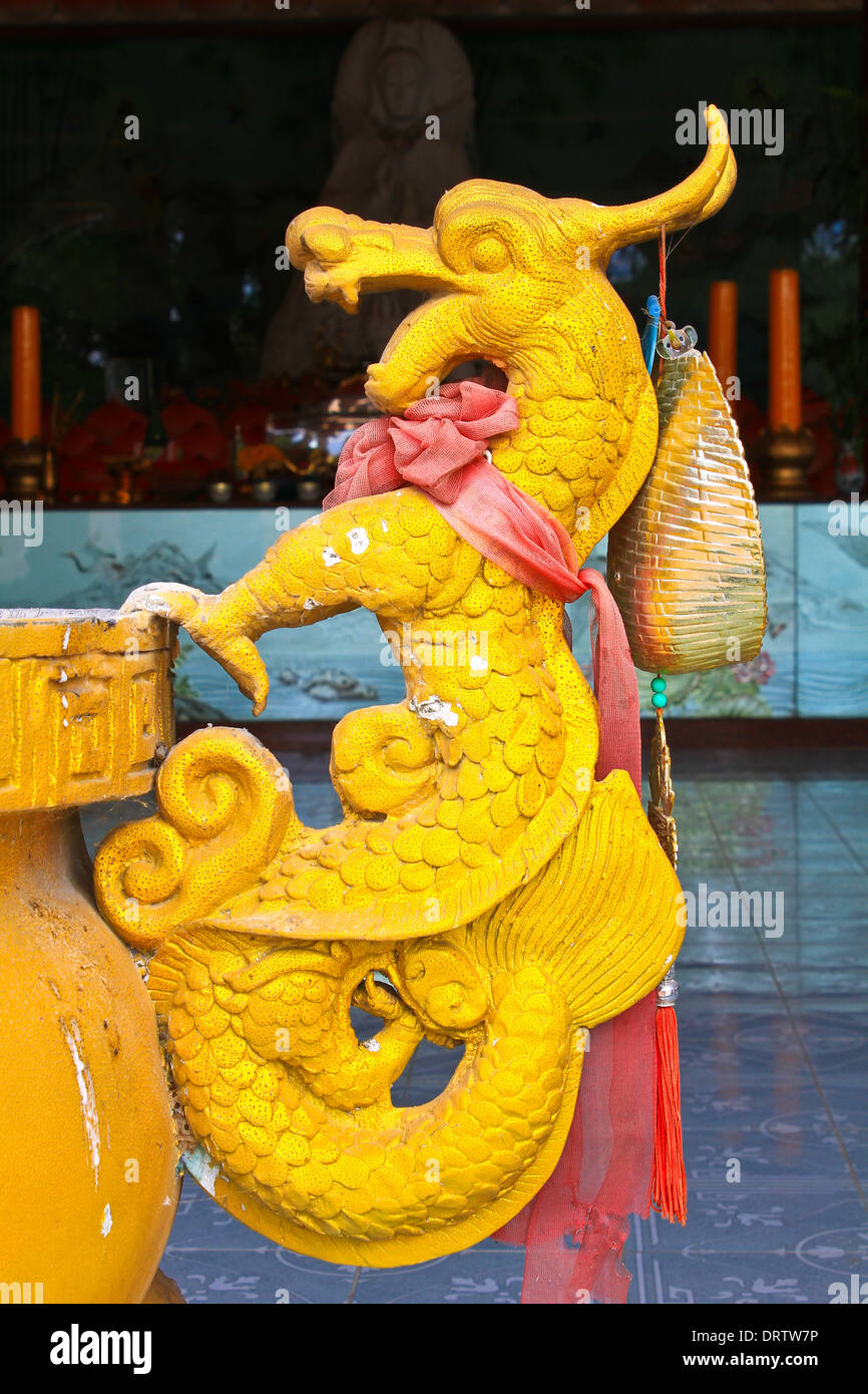 Traditional thai altar hi-res stock photography and images - Alamy