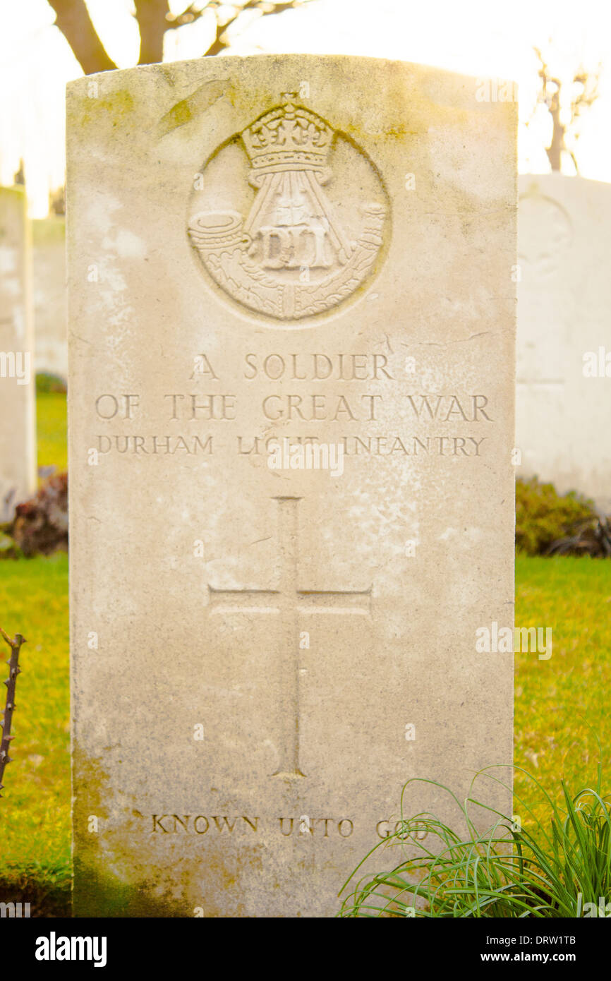 a soldier of the great war in flanders fields Stock Photo - Alamy