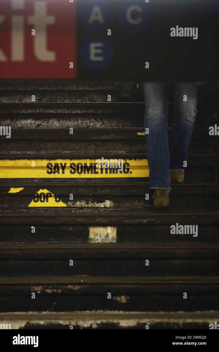 Subway legs High Resolution Stock Photography and Images - Alamy