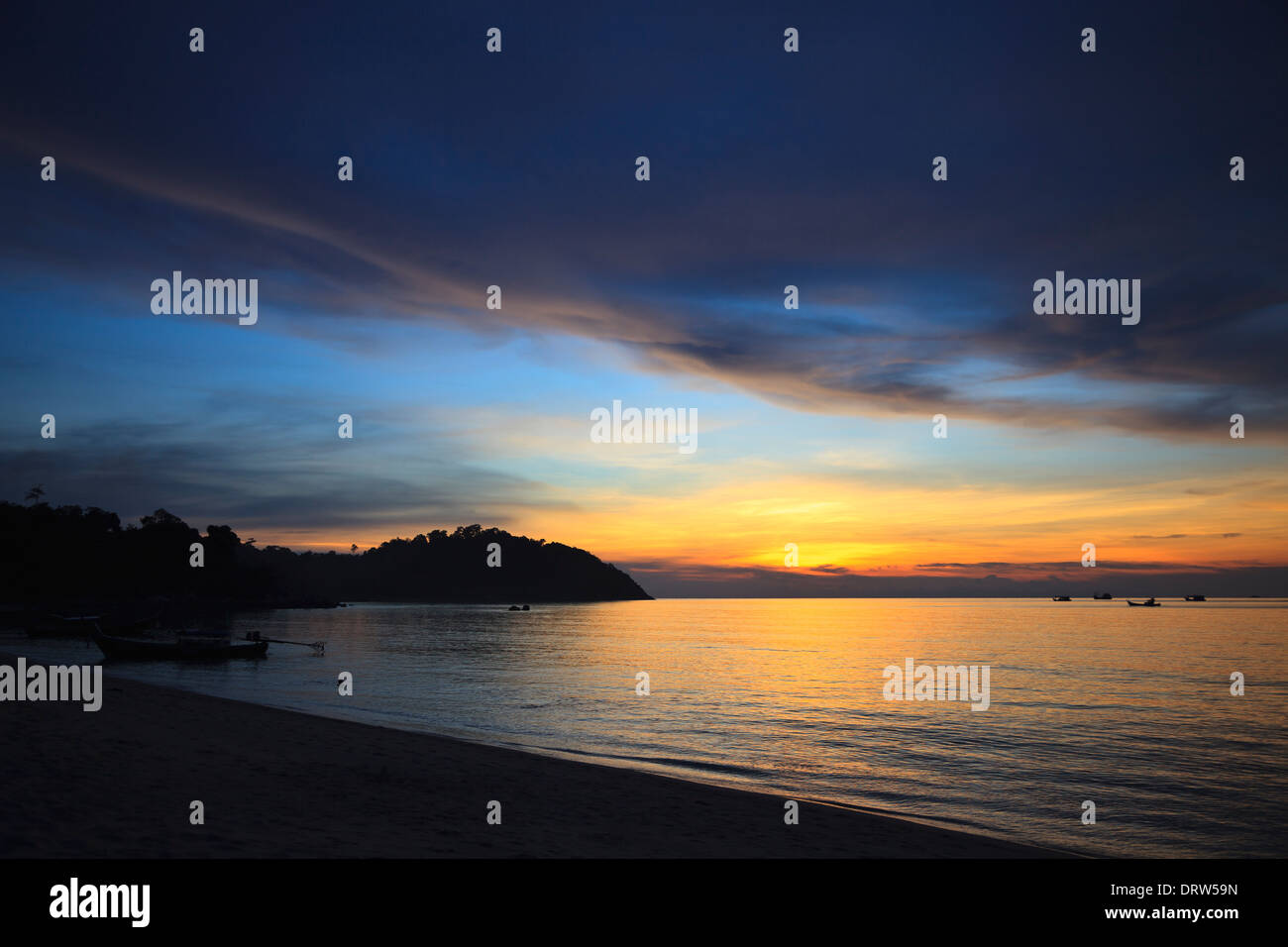 Sunset at Ko Lipe, island in the Andaman Sea, Thailand. Photo V.D Stock ...