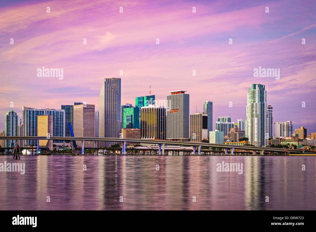 Miami, Florida skyline at Biscayne Bay Stock Photo - Alamy