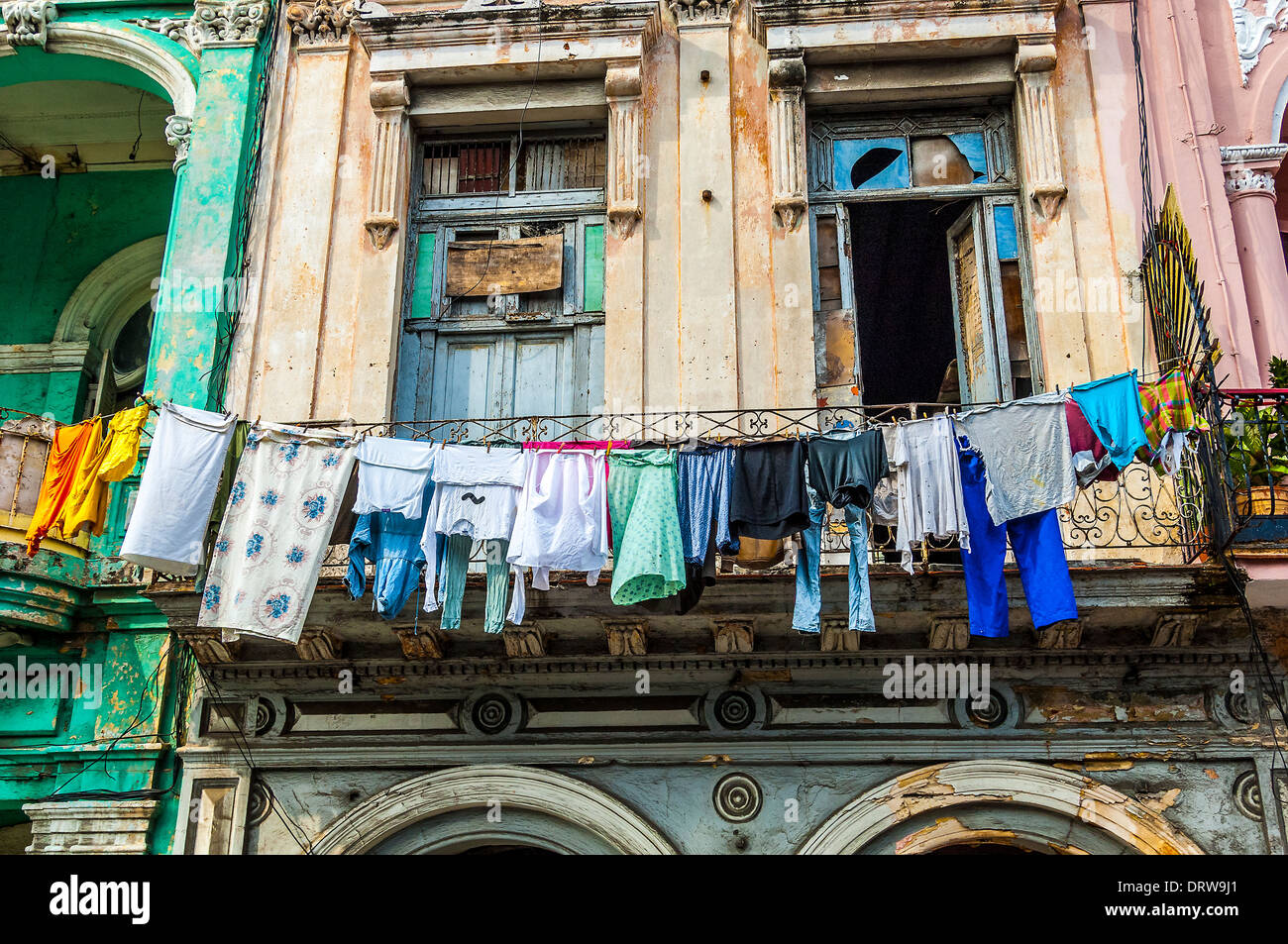 Cuban people and architecture,Havana, Cuba, Caribbean Stock Photo - Alamy