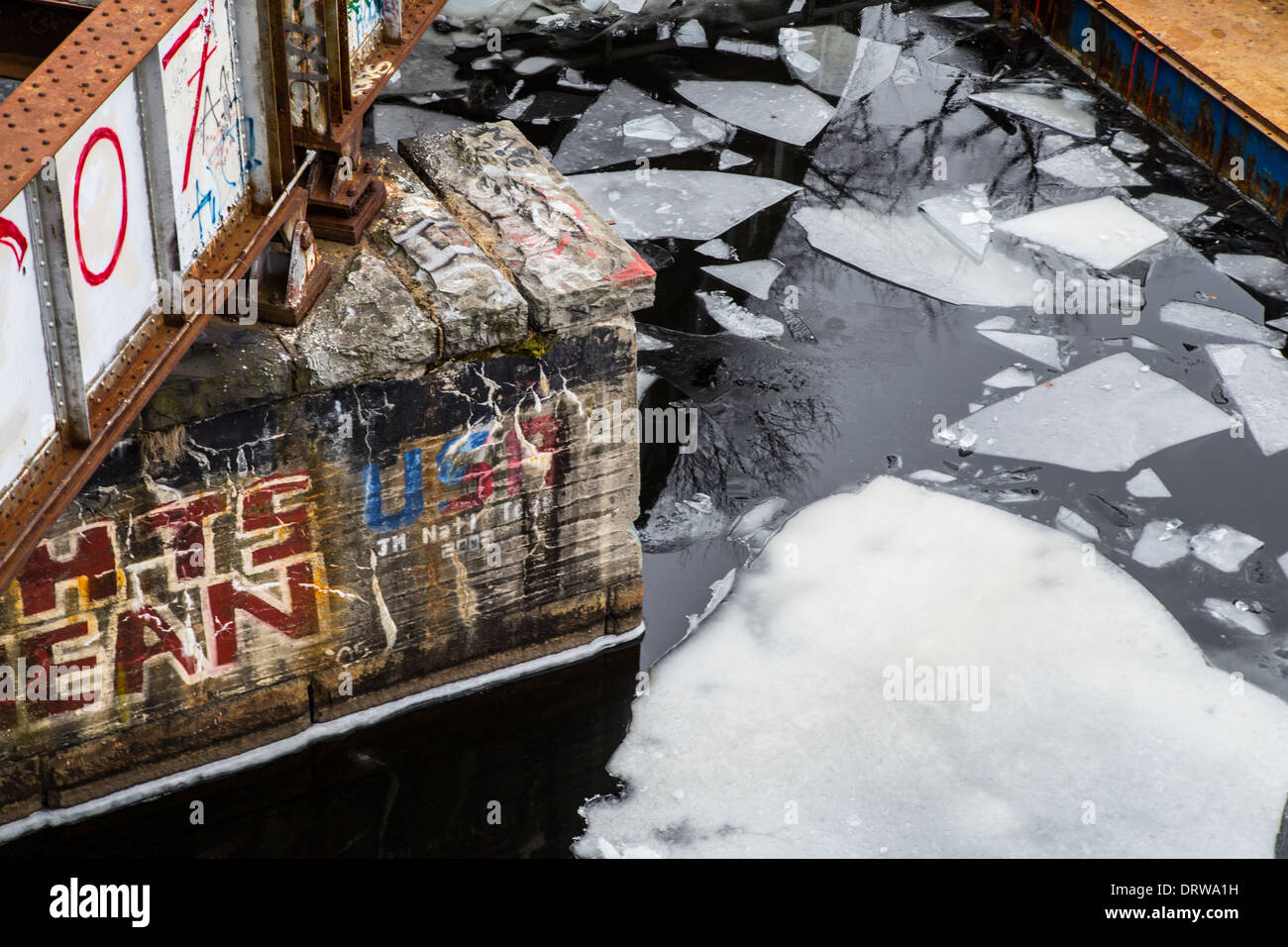 Ice graffiti hi-res stock photography and images - Alamy