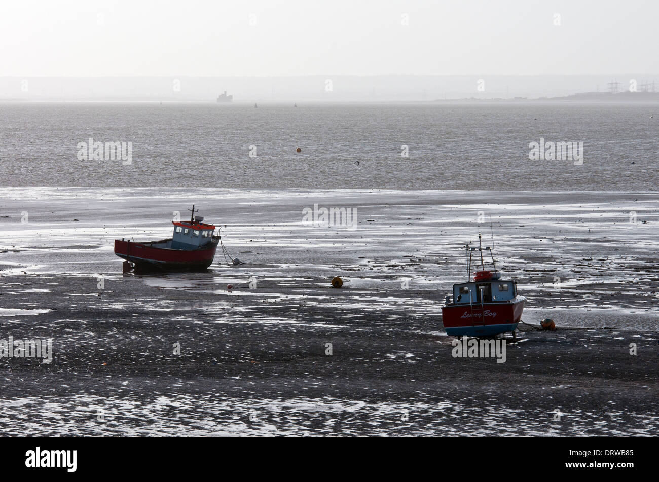 Stranded mooring hi-res stock photography and images - Alamy