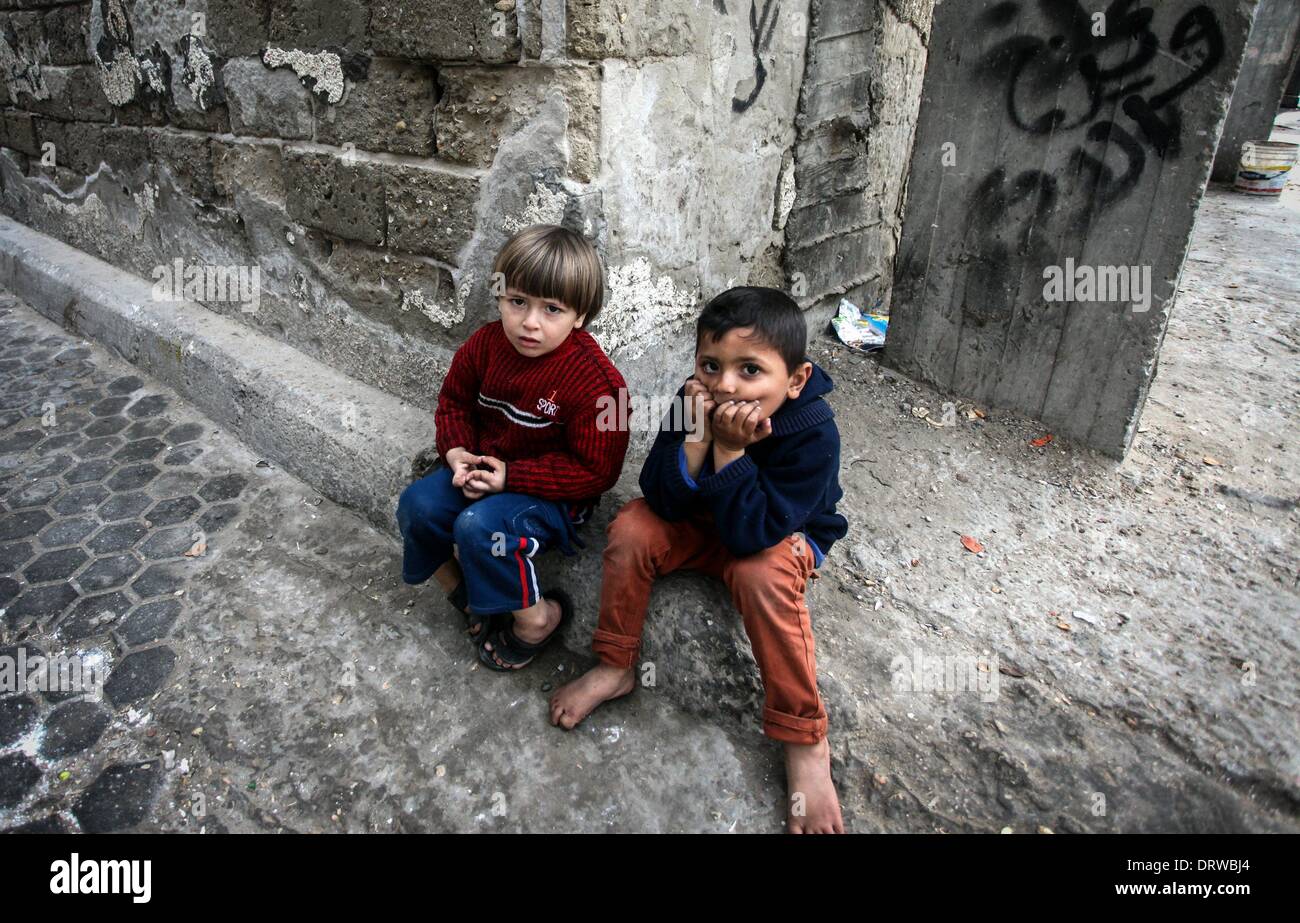 Gaza, Palestinian Territories. 2nd Feb, 2014. Palestinian children ...