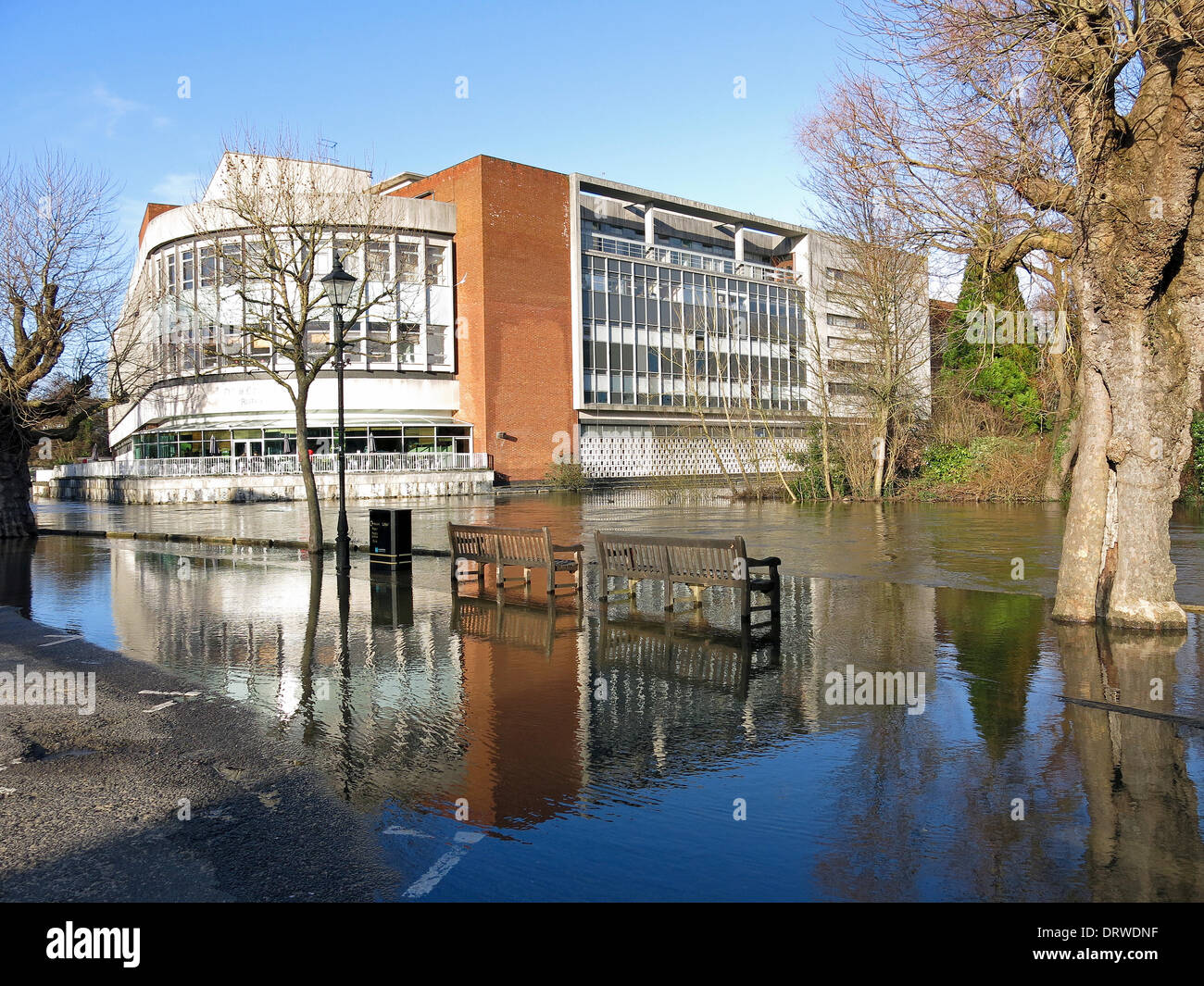 Guildford, Surrey, UK. 2nd Feb, 2014. Flooding of the River Wey in ...