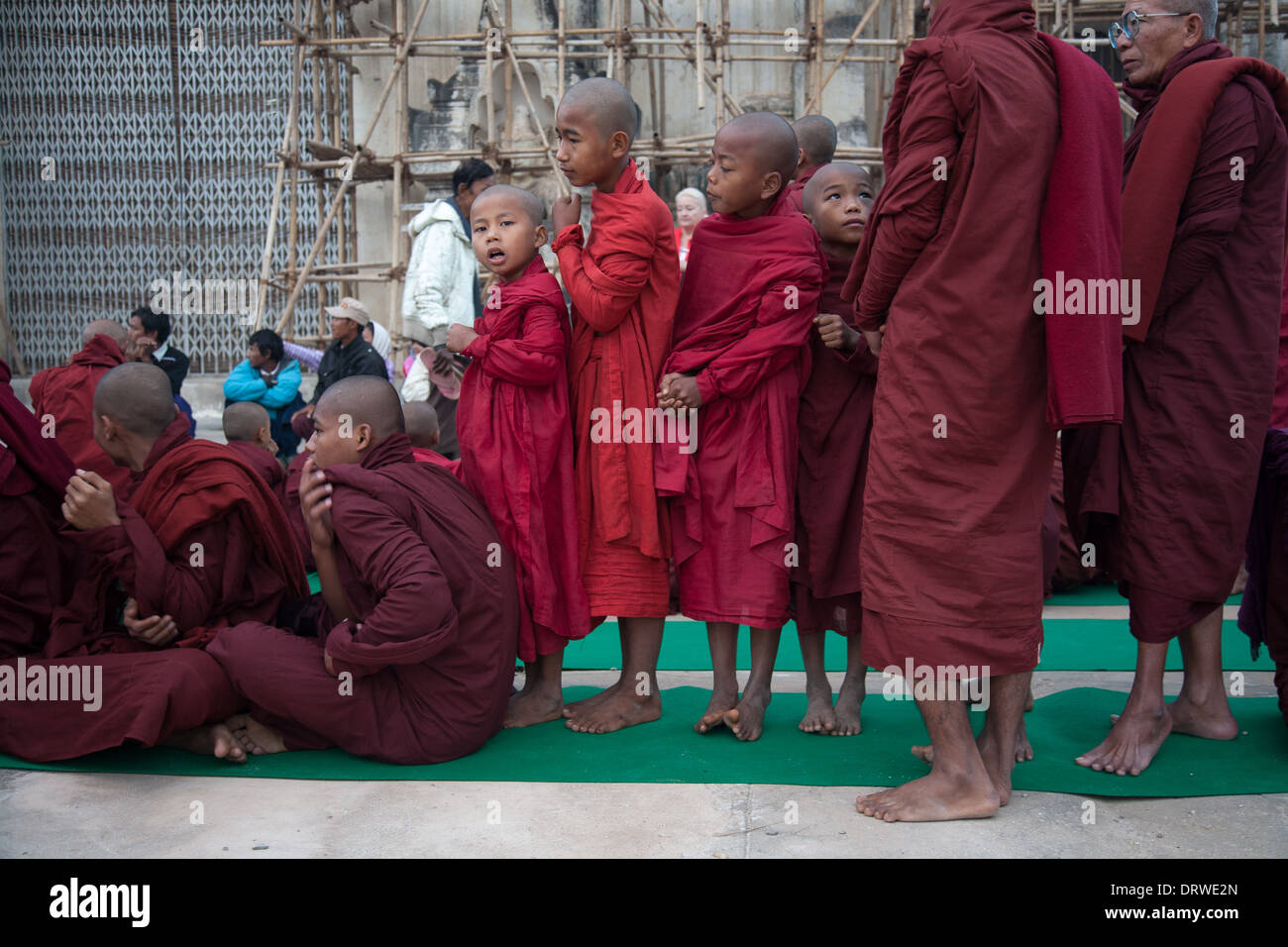 Procession buddhist monks full moon hi-res stock photography and images ...