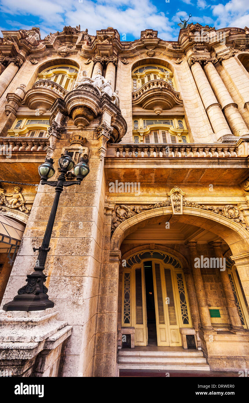 Cuban people and architecture,Havana, Cuba, Caribbean Stock Photo - Alamy