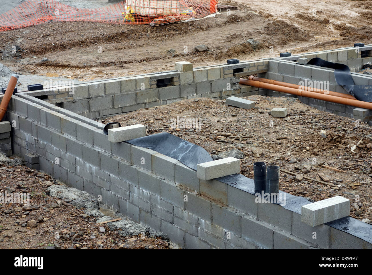 Damp proof membrane hi-res stock photography and images - Alamy
