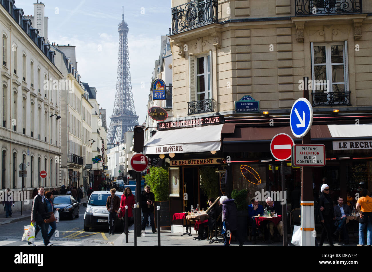Paris Street Scene Eiffel Tower