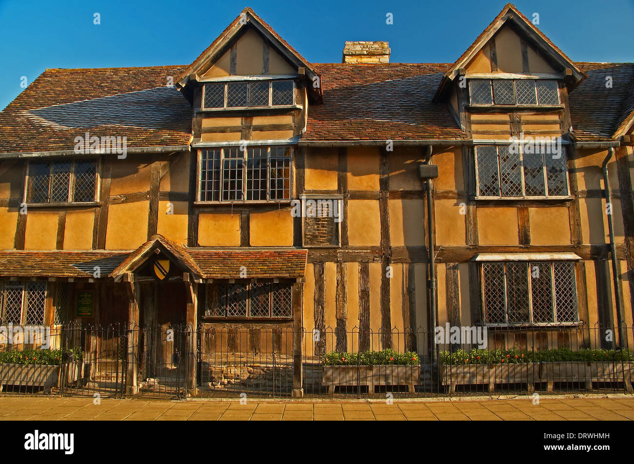William Shakespeare's birthplace, a medieval half timbered building in ...
