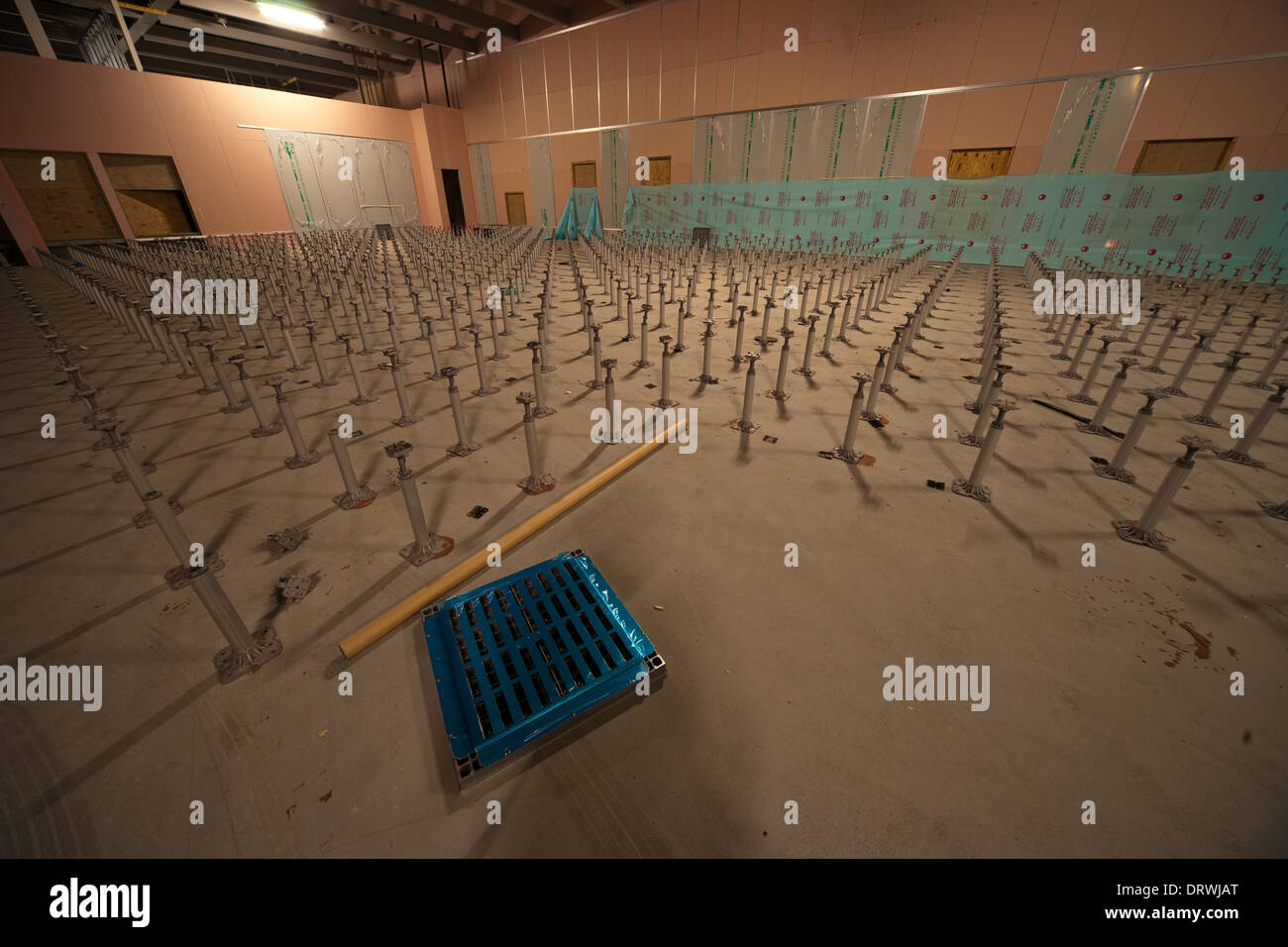 Semiconductor manufacturing plant hi-res stock photography and images ...