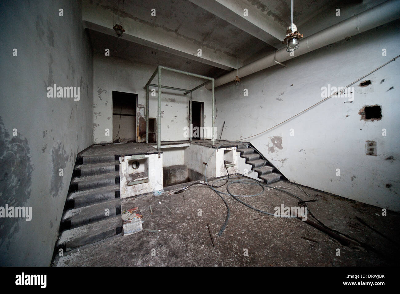 Cordite hi-res stock photography and images - Alamy