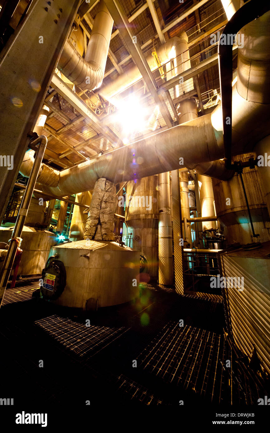 Diageo factory hi-res stock photography and images - Alamy