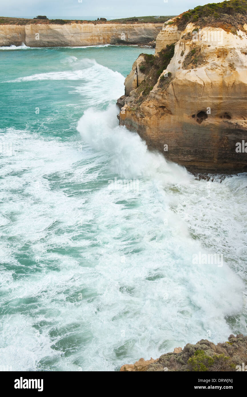 famous Rocks in the Bay of Islands Coastal Park,Great Ocean Road ...