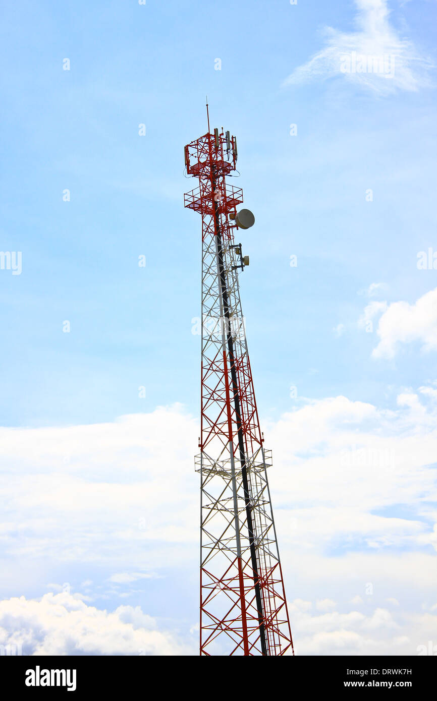 Telecommunication tower high bandwidth hi-res stock photography and ...