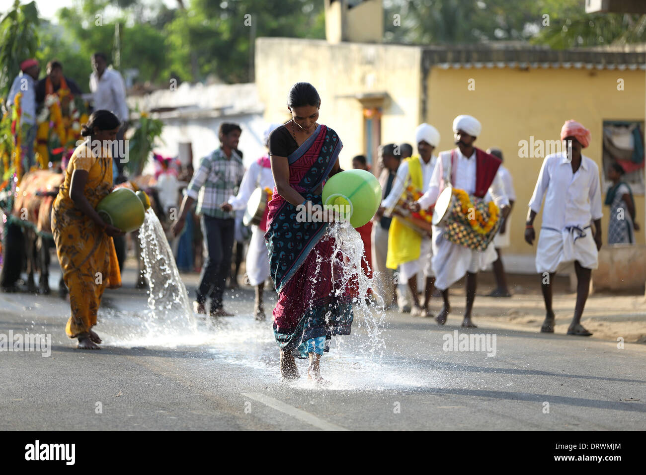 Indian ceremony dedicated to Devi - transport of the statue of Devi ...
