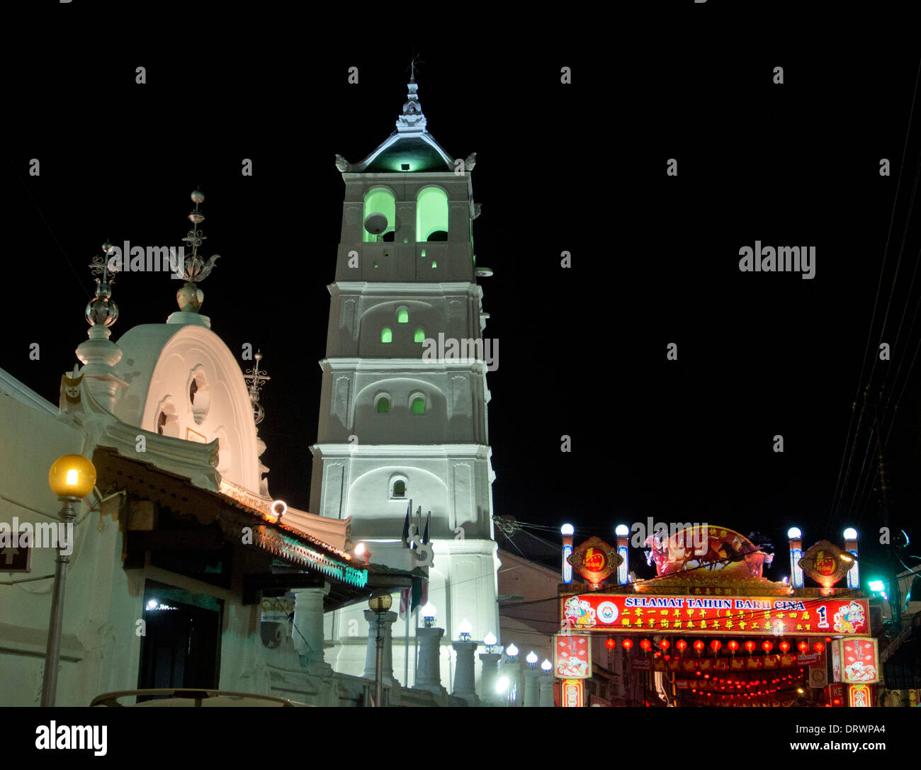 Chinese temple and mosque in Malacca, a UNESCO World Heritage Site ...