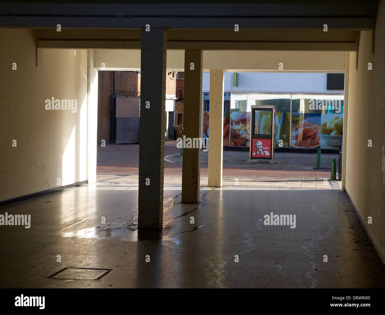 Kfc advert hi-res stock photography and images - Alamy