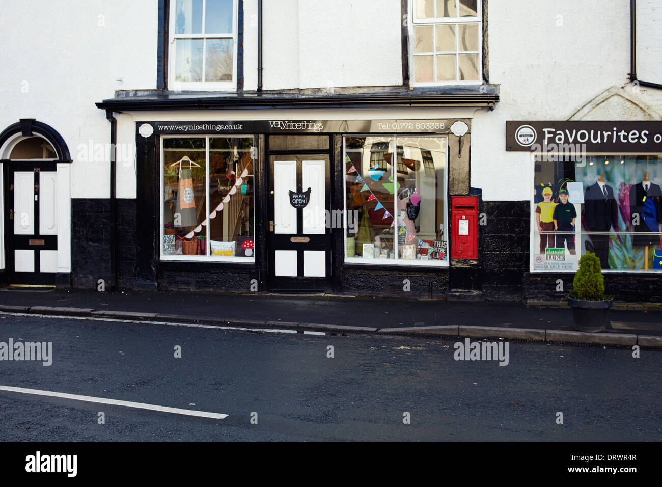Nice local village hi-res stock photography and images - Alamy