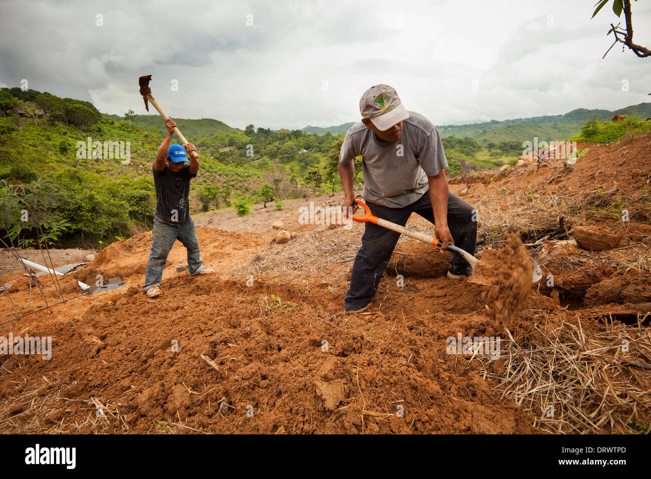 Men Digging Ditch High Resolution Stock Photography and Images - Alamy