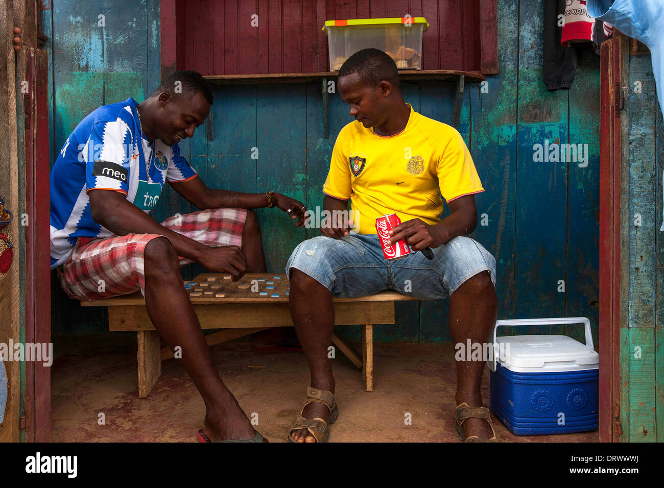 Blue checkers hi-res stock photography and images - Alamy