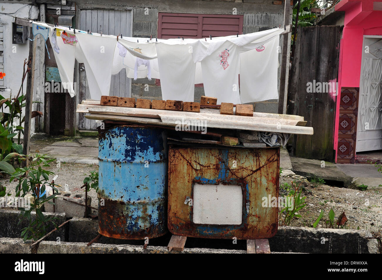 Havana, Cuba: washing on a clothes line in the Casa Blanca district ...