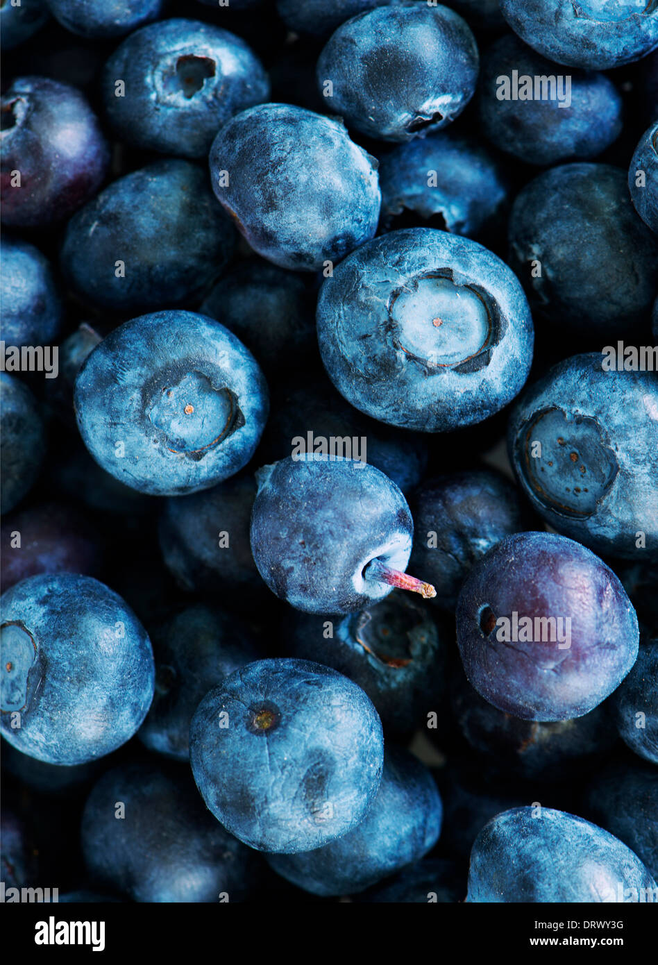 Vibrant blue fruits hi-res stock photography and images - Alamy