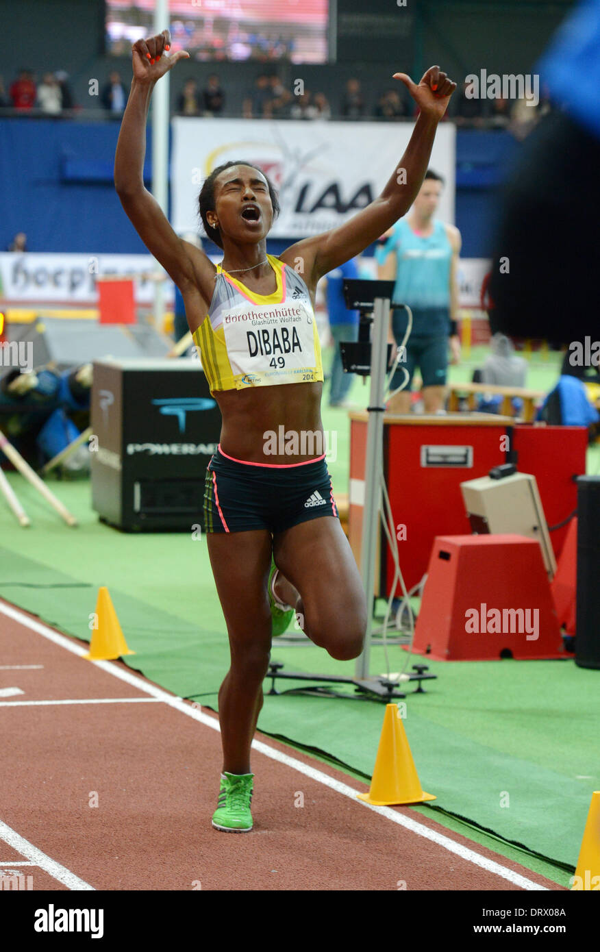 Ethiopian long distance runner hi-res stock photography and images - Alamy