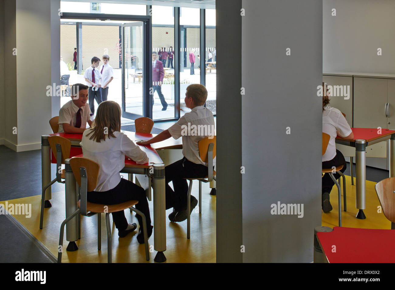 Wednesfield School, Wolverhampton, United Kingdom. Architect: Capita ...
